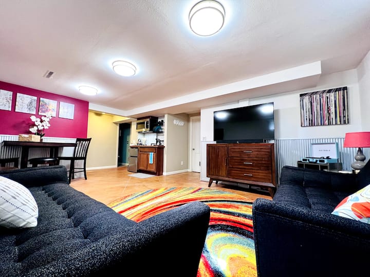 Charming 2 Bedroom Apartment Near Downtown! - Billings, MT