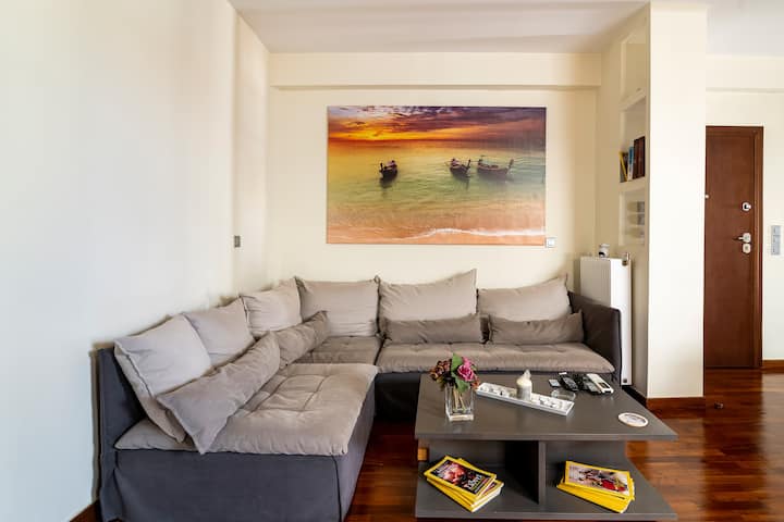 Exarhia, The Bohemian Side Of Athens, Near Metro - Athens