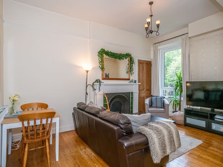 Homely Apt In Victorian Building| Pass The Keys - Edimburgo
