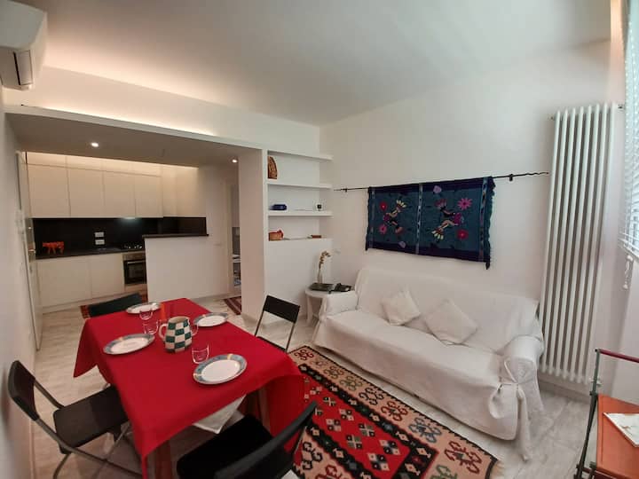 Appartamento Moderno Vicino Trastevere Wifi E A/c - Rome