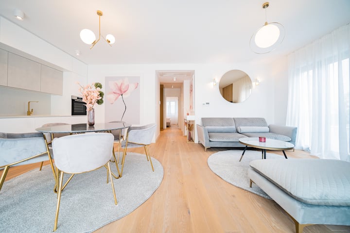 Coastal Hideaway! 2-bedroom W Cozy Terrace, Zadar - Zadar