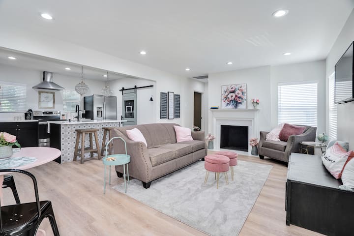 Cozy Cottage | Near Downtown Dallas - Dallas, TX