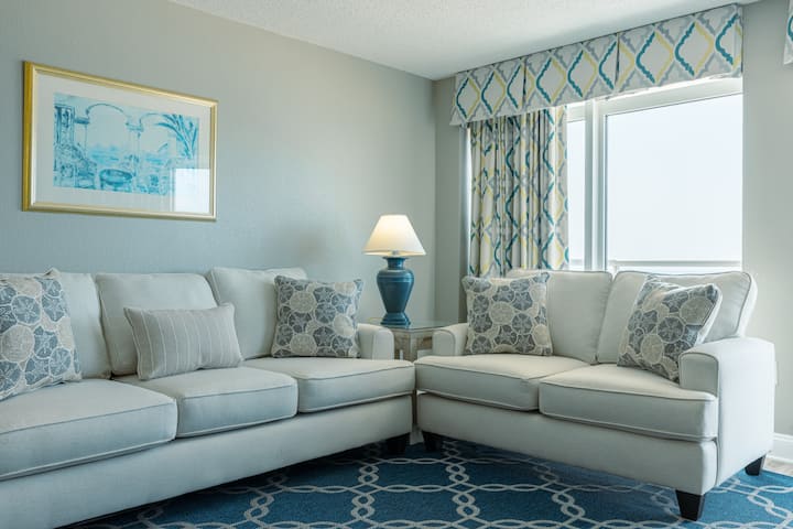 Newly Remodeled Oceanfront, No Booking/resort Fees - North Myrtle Beach, SC