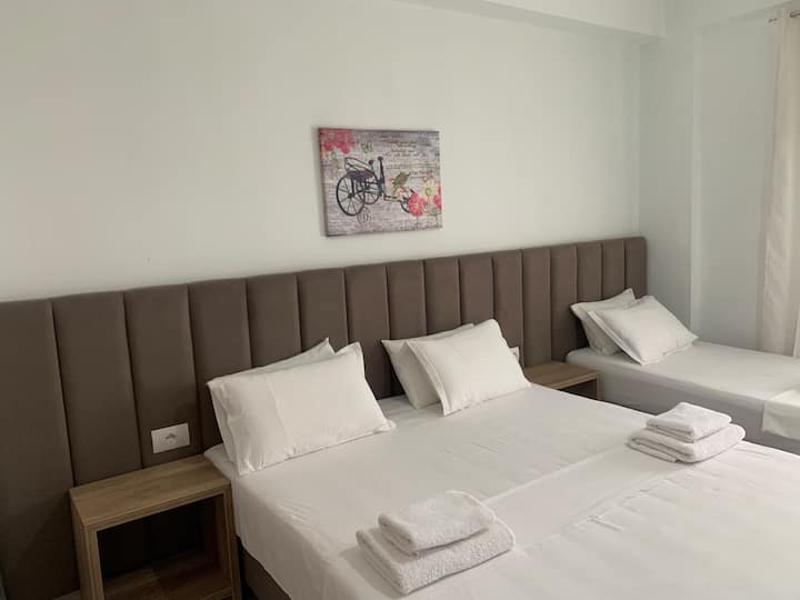 Spacious Triple Studio In Ksamil! - Ksamil