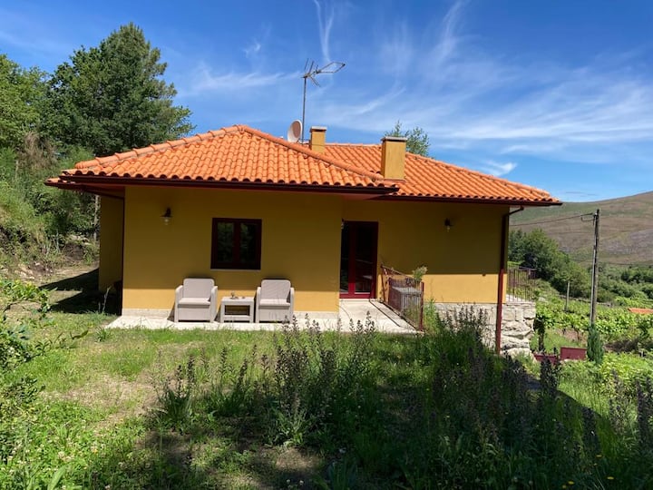Casa Dos Mirtilos, Germil - Gerês - Terras de Bouro