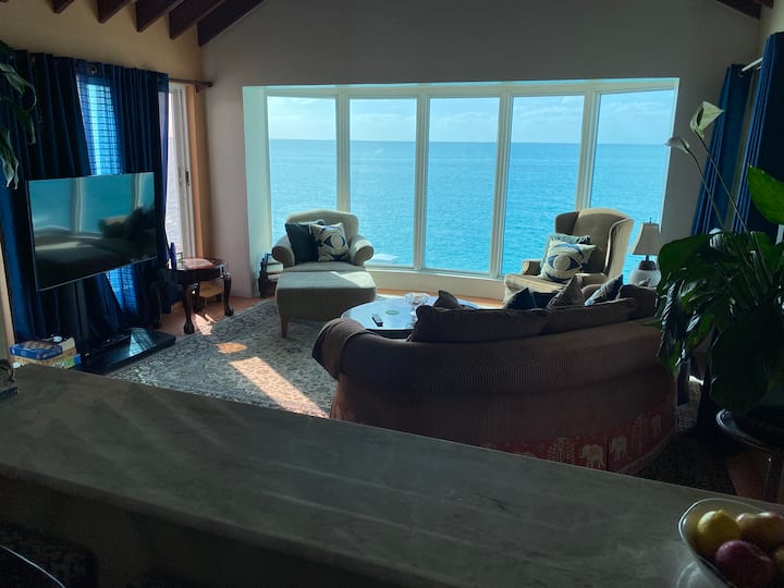 3bed/2bath Waterfront House - Bermuda