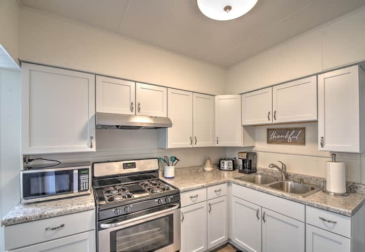 Quiet & Comfortable 2 Bed Corporate Near 80/94 - Lynwood, IL