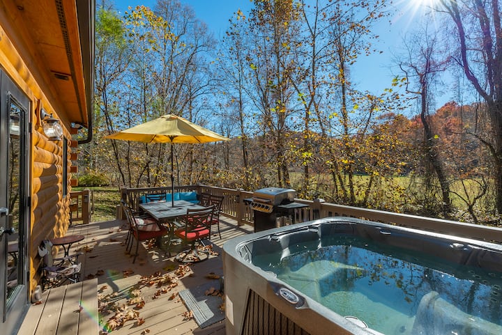 Riversong Cabin! Cozy Black Mountain Retreat - Black Mountain, NC