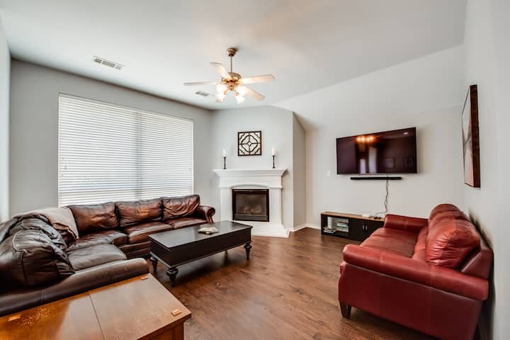 Charming 3-bedroom Home In North Fort Worth/keller - Fossil Creek Boulevard – Fort Worth
