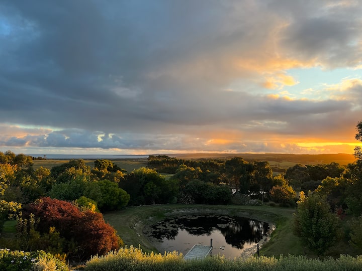 Waratah Sky House - Fish Creek