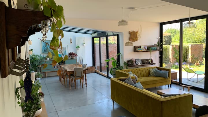 Jolie Maison De Famille, Avec Jardin Et Chat ! - Roubaix