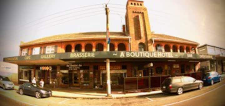 Whole Of Hotel Rental (Room For 30 Plus People) - Terang