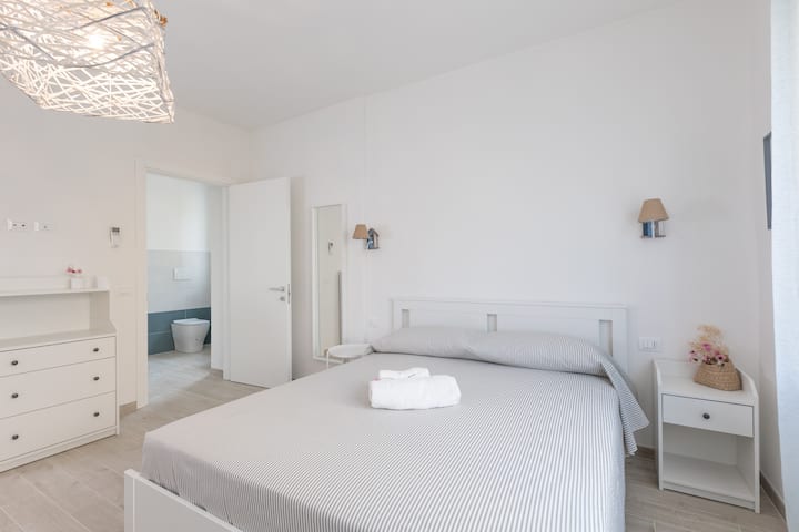 Intero Appartamento, Dodici Posti Letto, Cucina. - Campiglia Marittima
