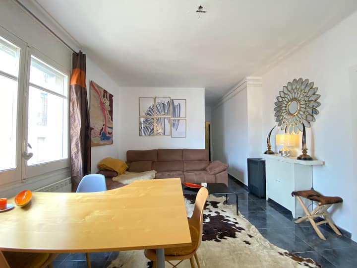 Habitación Doblecon Ac En Zonas Comunes - Barcelona