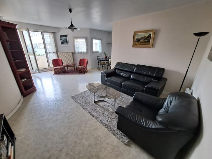 Appartement Spacieux, Portes De Paris,
4 Couchages - Saint-Denis