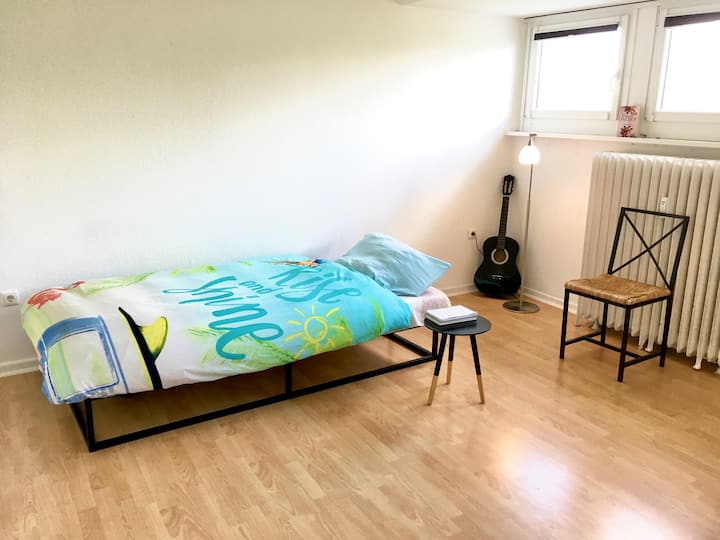 Schönes Zimmer Im Grünen Stadtteil, Meer Fußläufig - Kiel