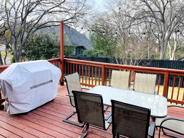 Cheerful 4 Bedroom Home With Beautiful Patio. - Arlington, TX