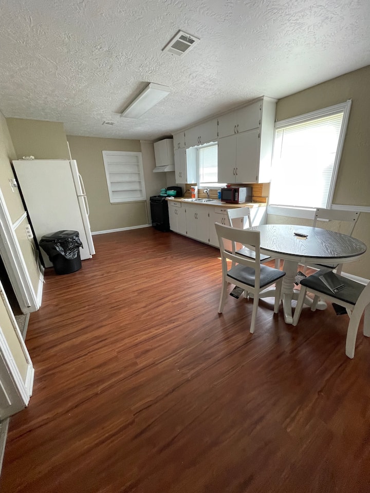 Legacy Studio 1 2515 - Port Arthur, TX