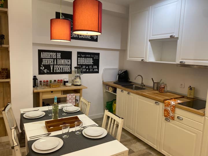 Céntrico Y Precioso Apartamento En Huesca - Provincia de Huesca, España