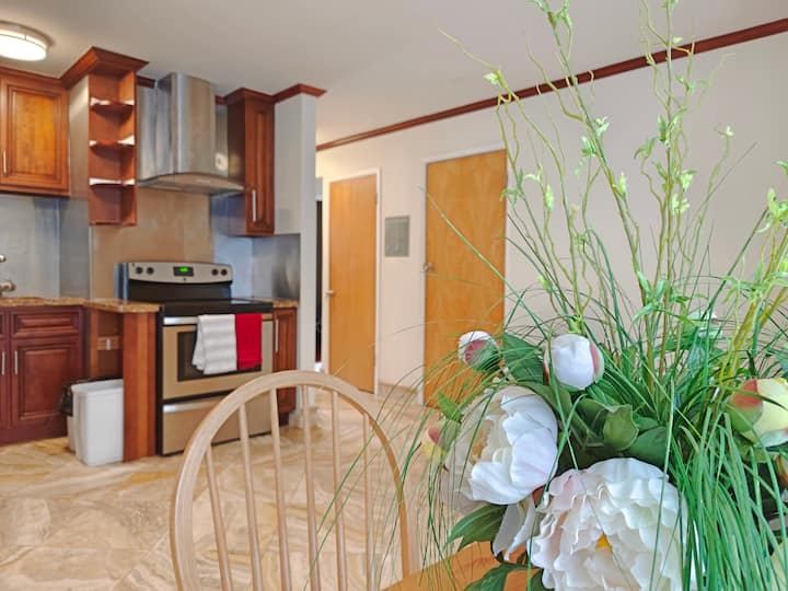 334-4 Bright & Cozy 2b1b Near Gg Bridge/park - San Francisco, CA