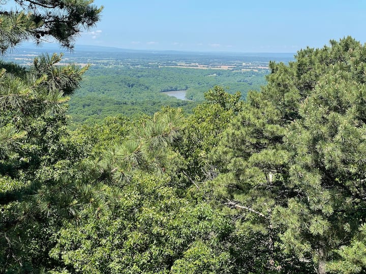 Mountaintop Cabin With Panoramic Shenandoah Views - Harpers Ferry, WV