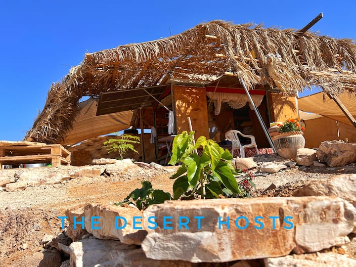 Desert Gal Zula: Oasis 
Find Your Silence - Distrito de Jerusalén