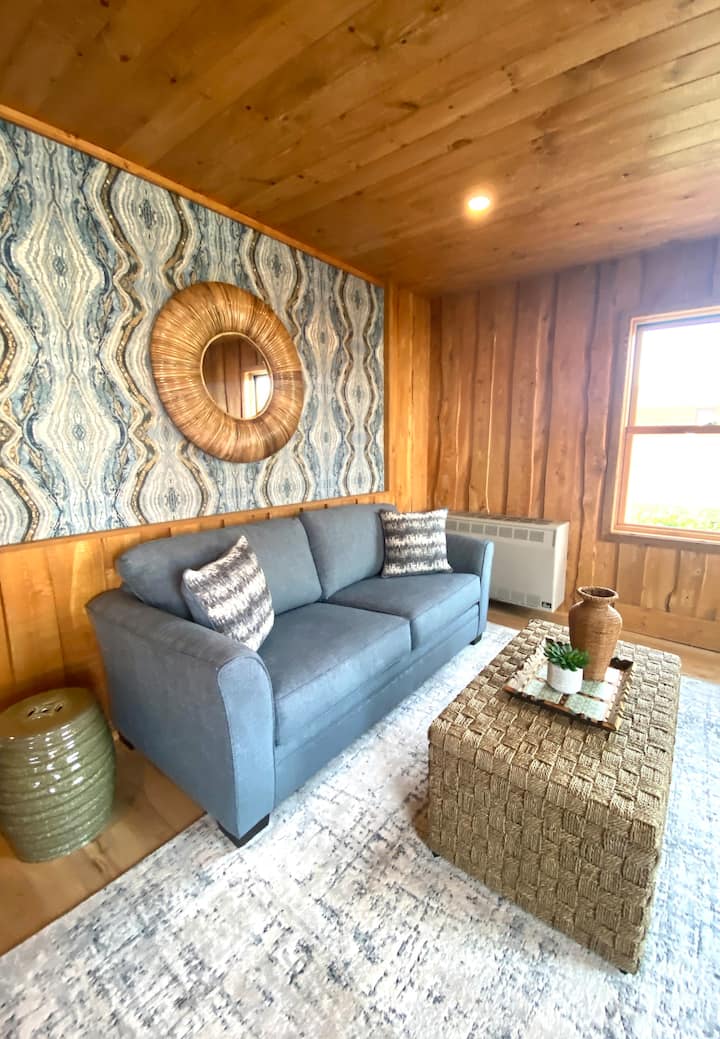 Sweetwater Suite East (1 Bedroom) - Grand Marais, MN