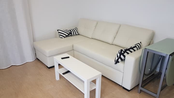 Céntrico Apartamento Con Garaje En Ares - Cabañas