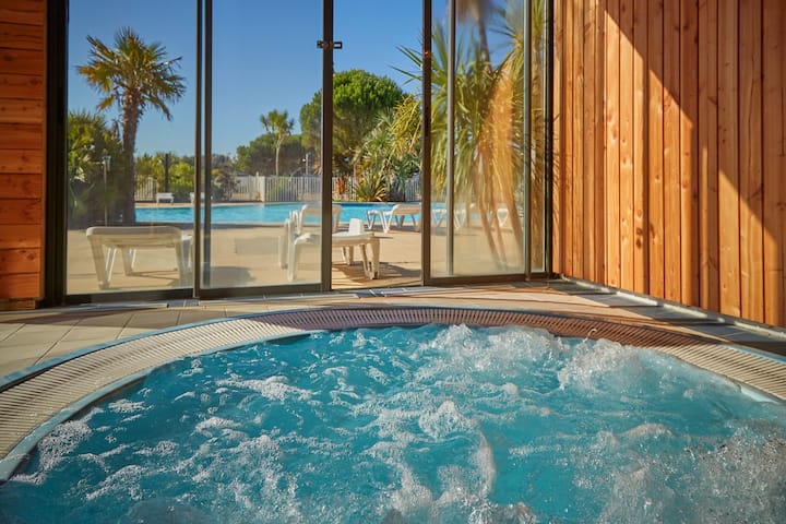 Mobil-home Vip Pour 6, Piscine, Lave/sèche Linge - Plouescat