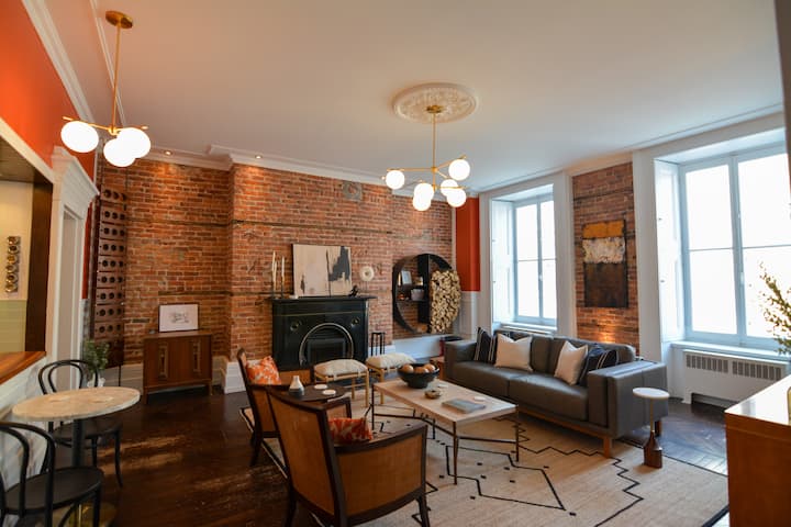 One Of A Kind Condo In Old Québec - Quebec