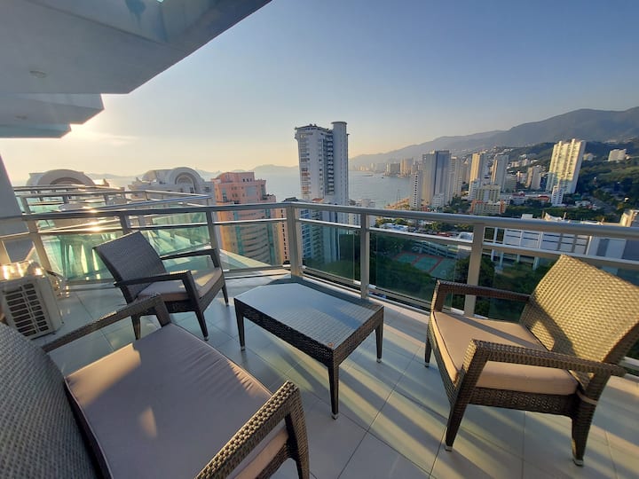 Hermoso Condominio Con Alberca Sobre Costera. - Acapulco