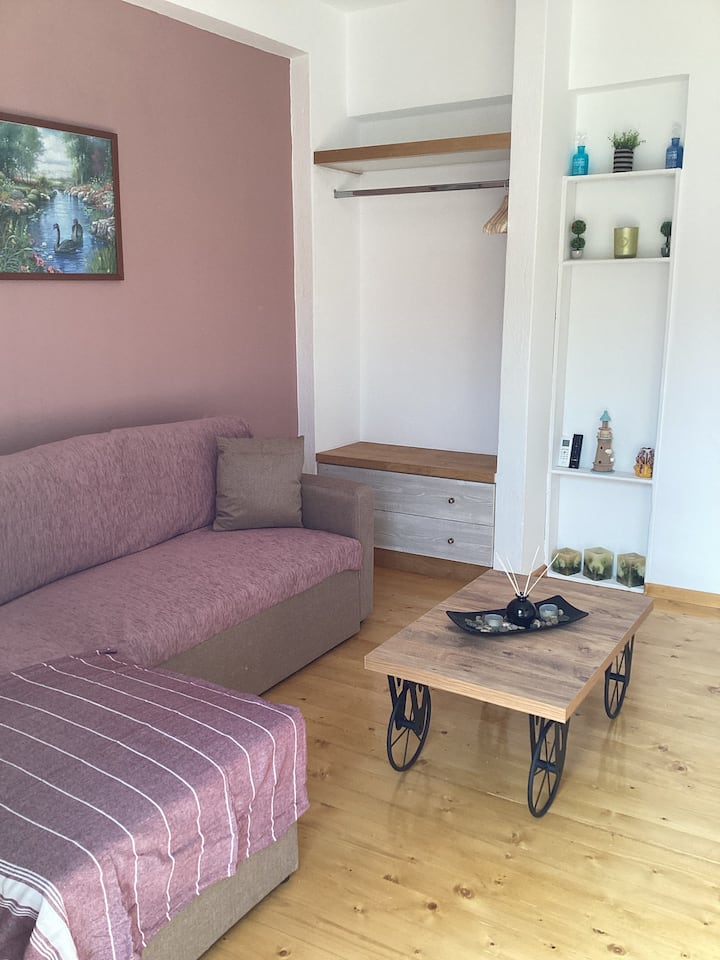 Dina’s Apartment - Alónnisos