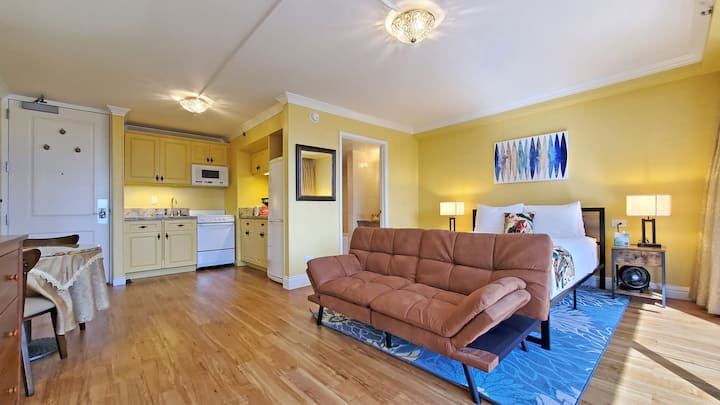 Rg 1905 | Royal Garden Qn Studio⁕full Kitchen⁕3cap - Honolulu, HI