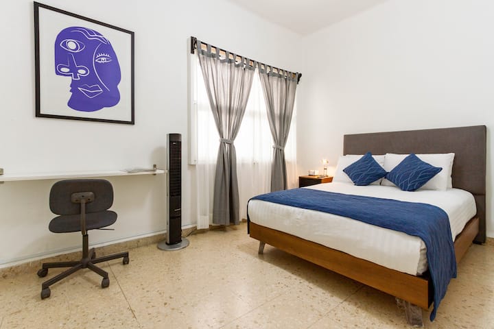 Charming Flat In Coyoacan Center (2br & Kitchen) - Mexico City