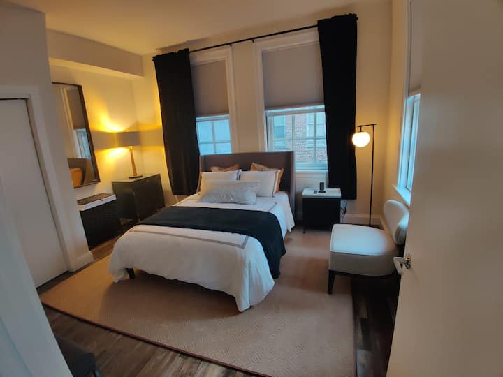 Baltimore's Best Luxury Penthouse - Baltimore, MD