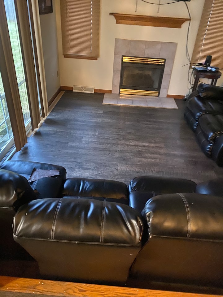 Beautiful House Minutes From Harbor Center, Sheas - Buffalo, NY