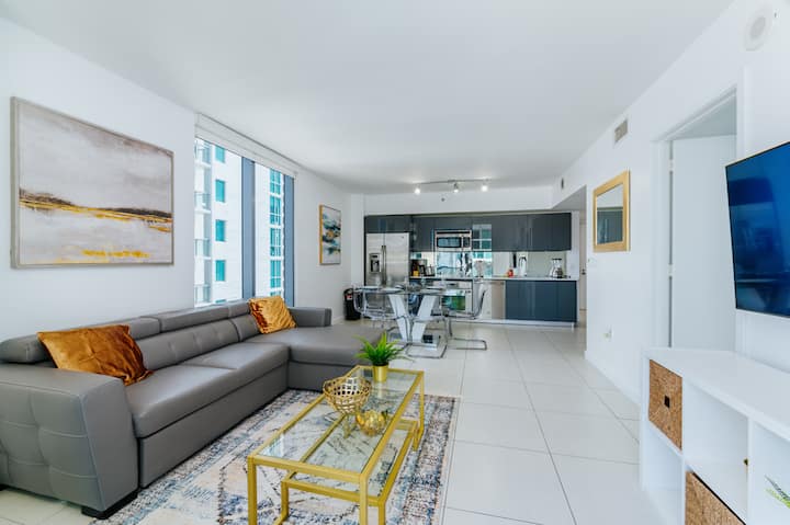 Exclusive, Amazing, Bright And Spacious @ Brickell - Miami, FL