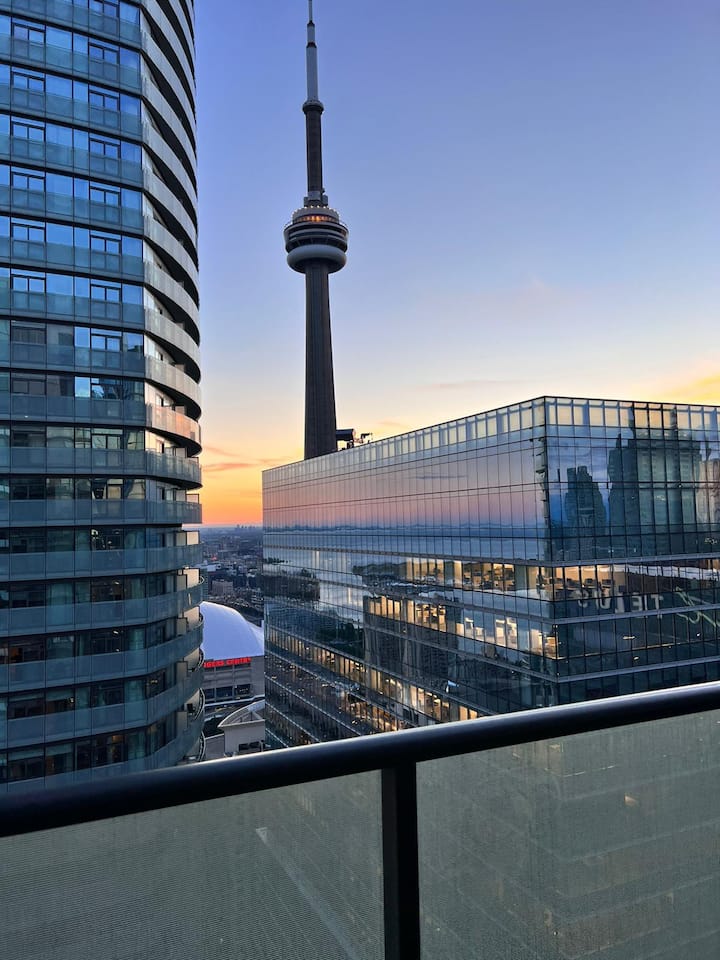 Tour Cn, Lac Ontario Et Scotiabank Arena : Pourquoi Choisir ? - Toronto