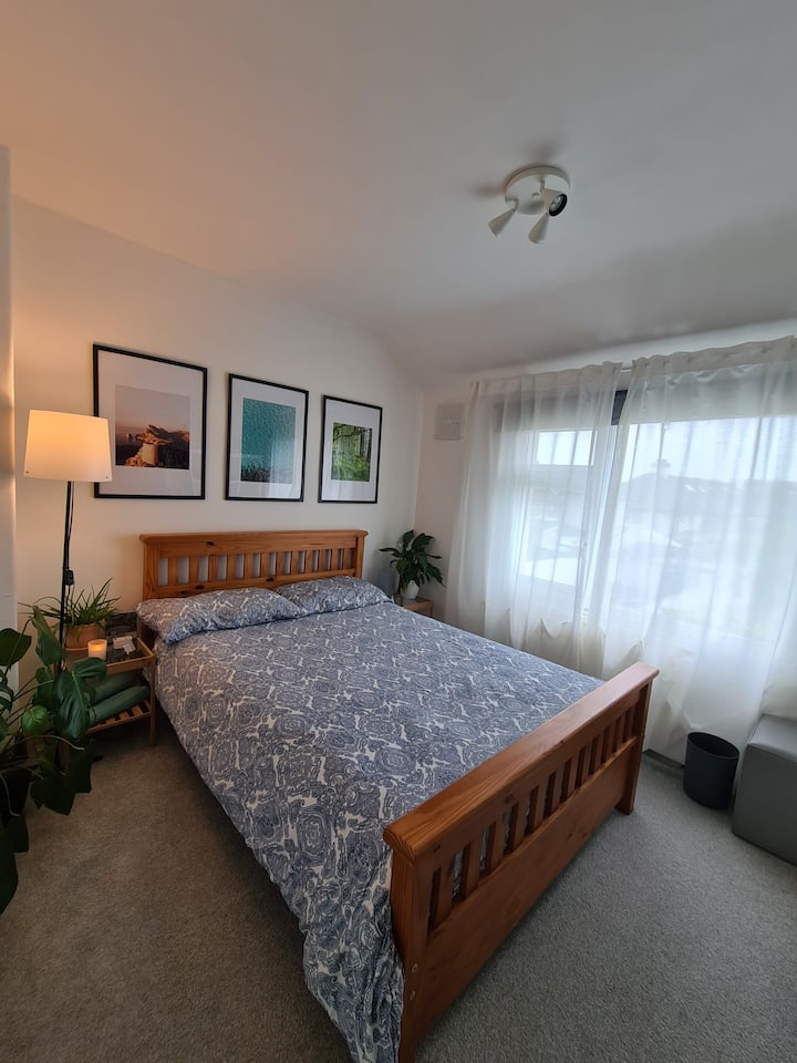 10 Minutes From City Centre - Cosy Double Room - Dublin
