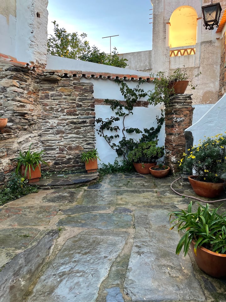 Alentejo Conforto Com  História - Granja