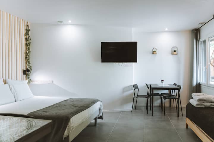 Wood & Sky Gîtes Meublés Drôme/ 8 Personnes - Bren