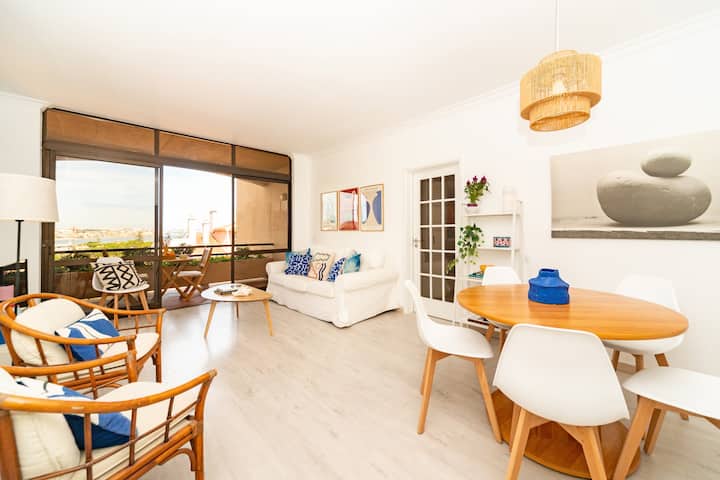 New! Cascais Bayview 2 Bdr Apt - Cascais