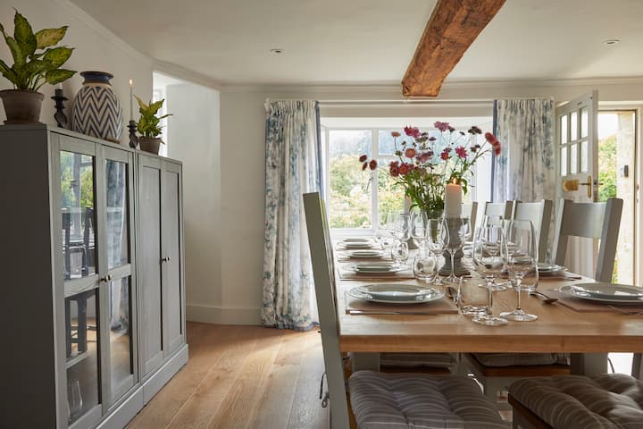 Grade Ii Listed Cottage In Heart Of The Cotswolds - Oxfordshire