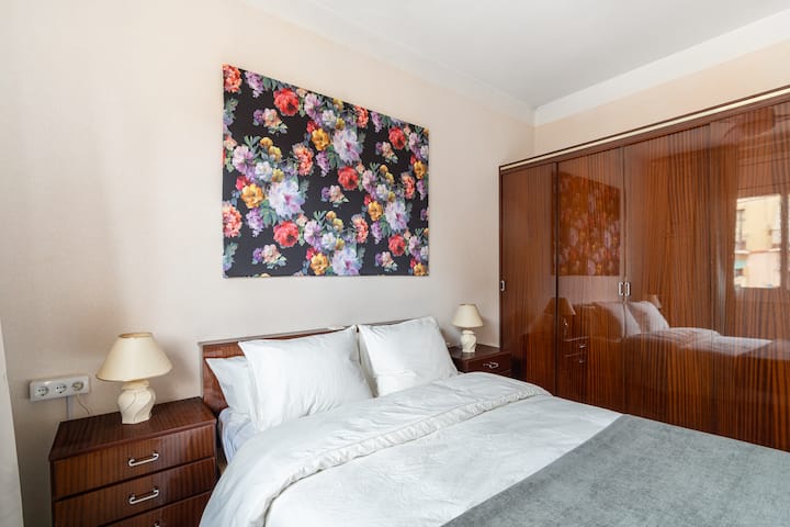 Cozy Apartment On Diagonal, Near Sagrada Familia - Sant Cugat del Vallès
