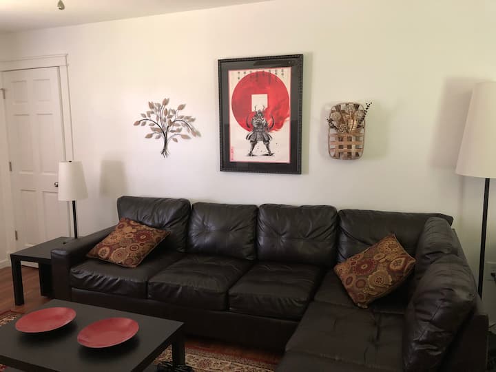 Nicholas’ Place-lovely Nicely Located 1 Bedroom - Oshkosh, WI