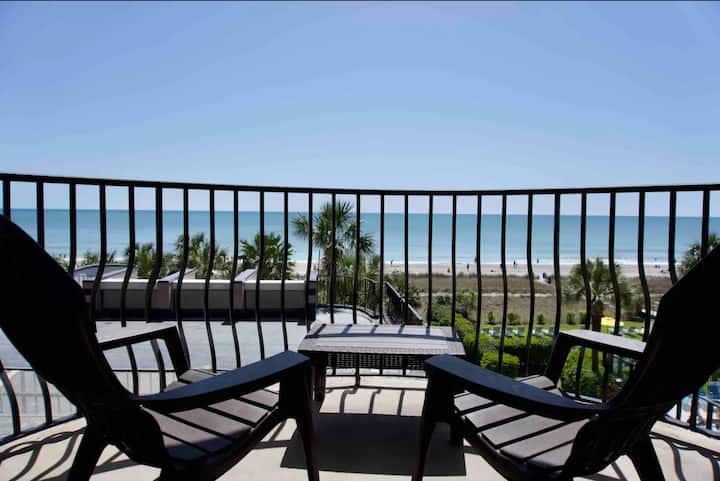 Great Ocean Front Condo In Heart Of Myrtle Bech - Myrtle Beach