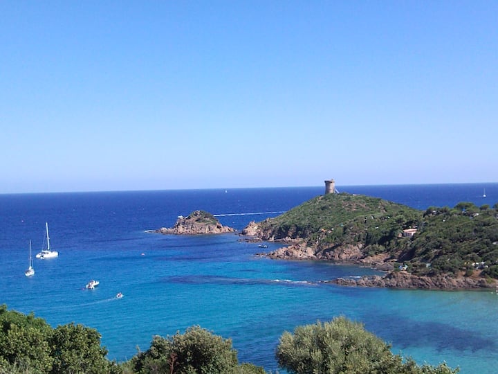 Villa Con Splendida Vista Mare - Solenzara