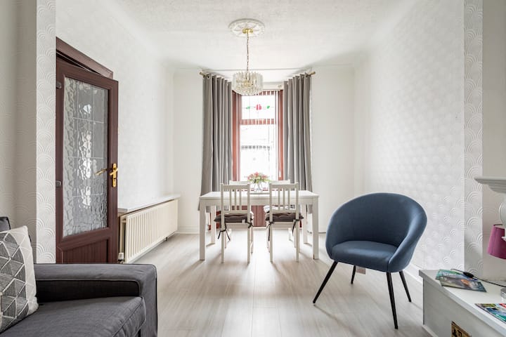 Central Belfast Town House - Belfast