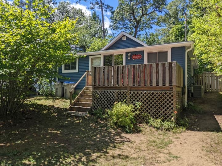 Sunset Shack - Grand Bend