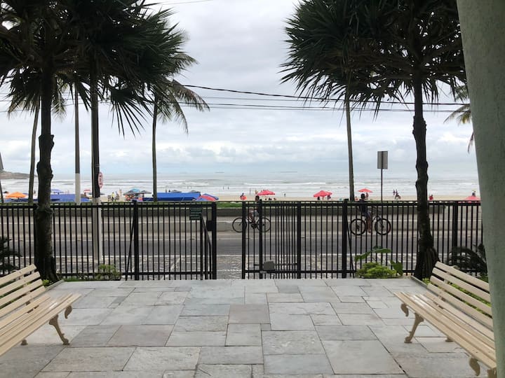 Apartamento Pé Na Areia Na Praia De Pitangueiras - Guarujá